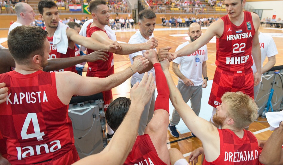 Ma, kakav Luka Dončić, sjajna Hrvatska pomela Sloveniju u Pireju! Ma, kakav Luka Dončić, sjajna Hrvatska pomela Sloveniju u Pireju!